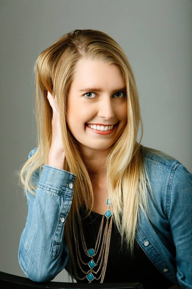 Audrey Knox ~ Writing Award Judge | Page Turner Awards